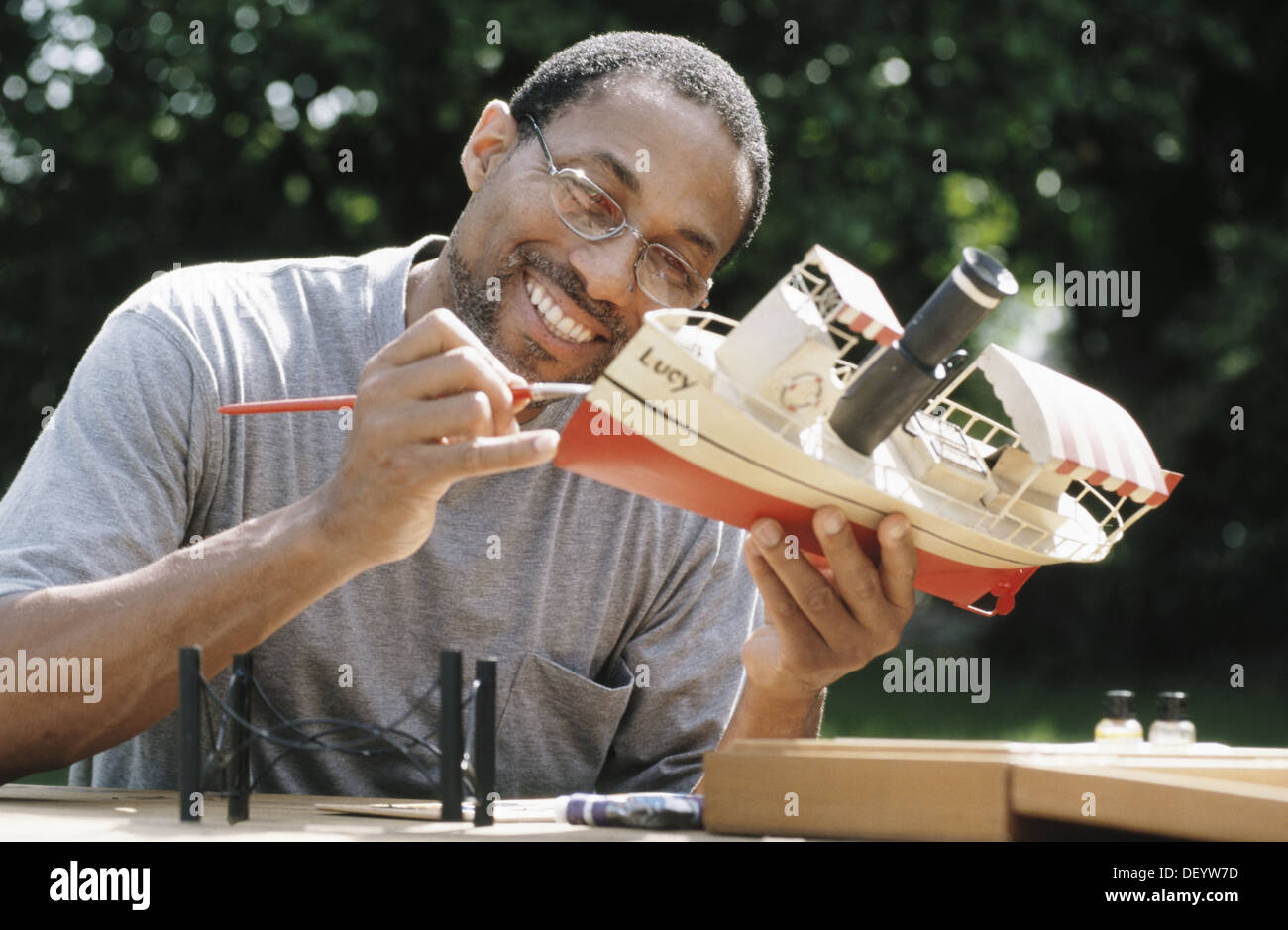 American boat painting hi-res stock photography and images - Alamy