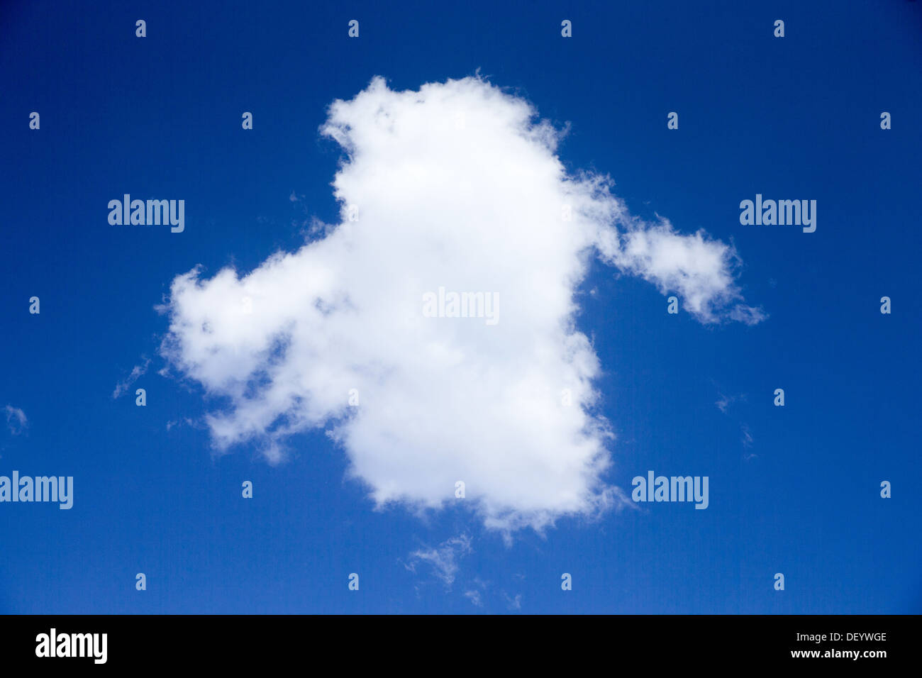blue sky background with tiny clouds Stock Photo - Alamy