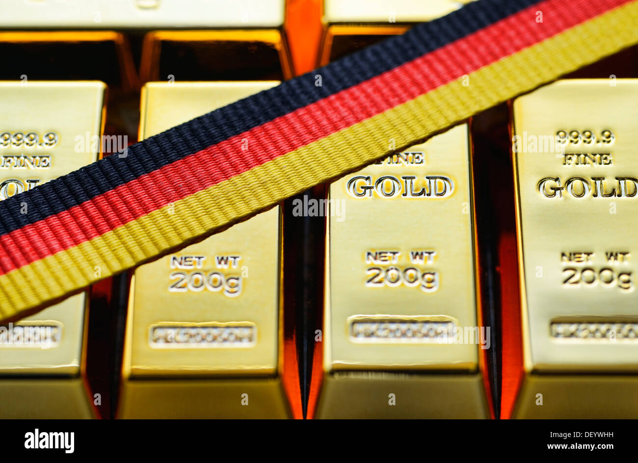 Gold reserves hi-res stock photography and images - Alamy