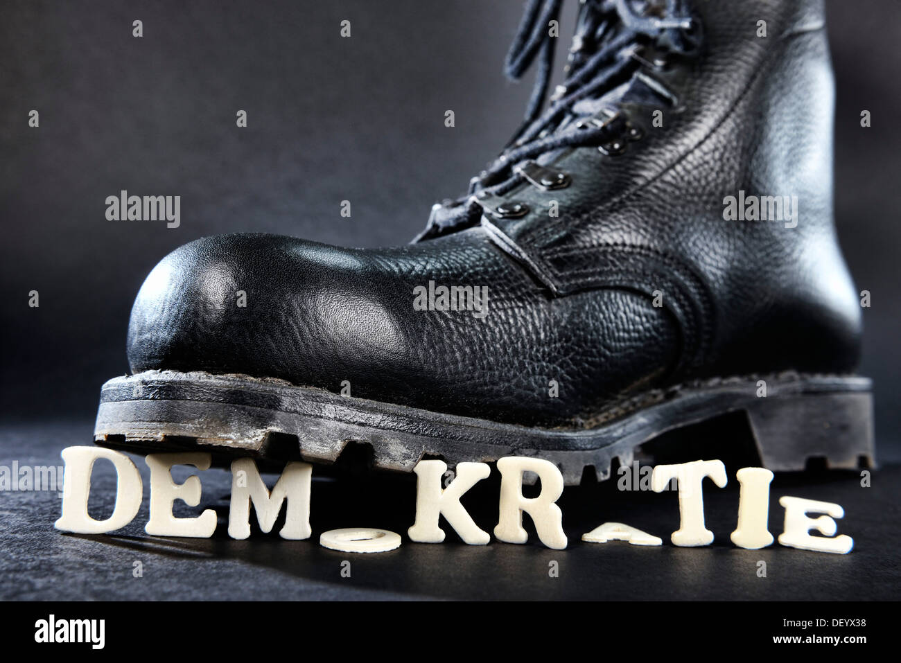 Right wing boots hi-res stock photography and images - Alamy