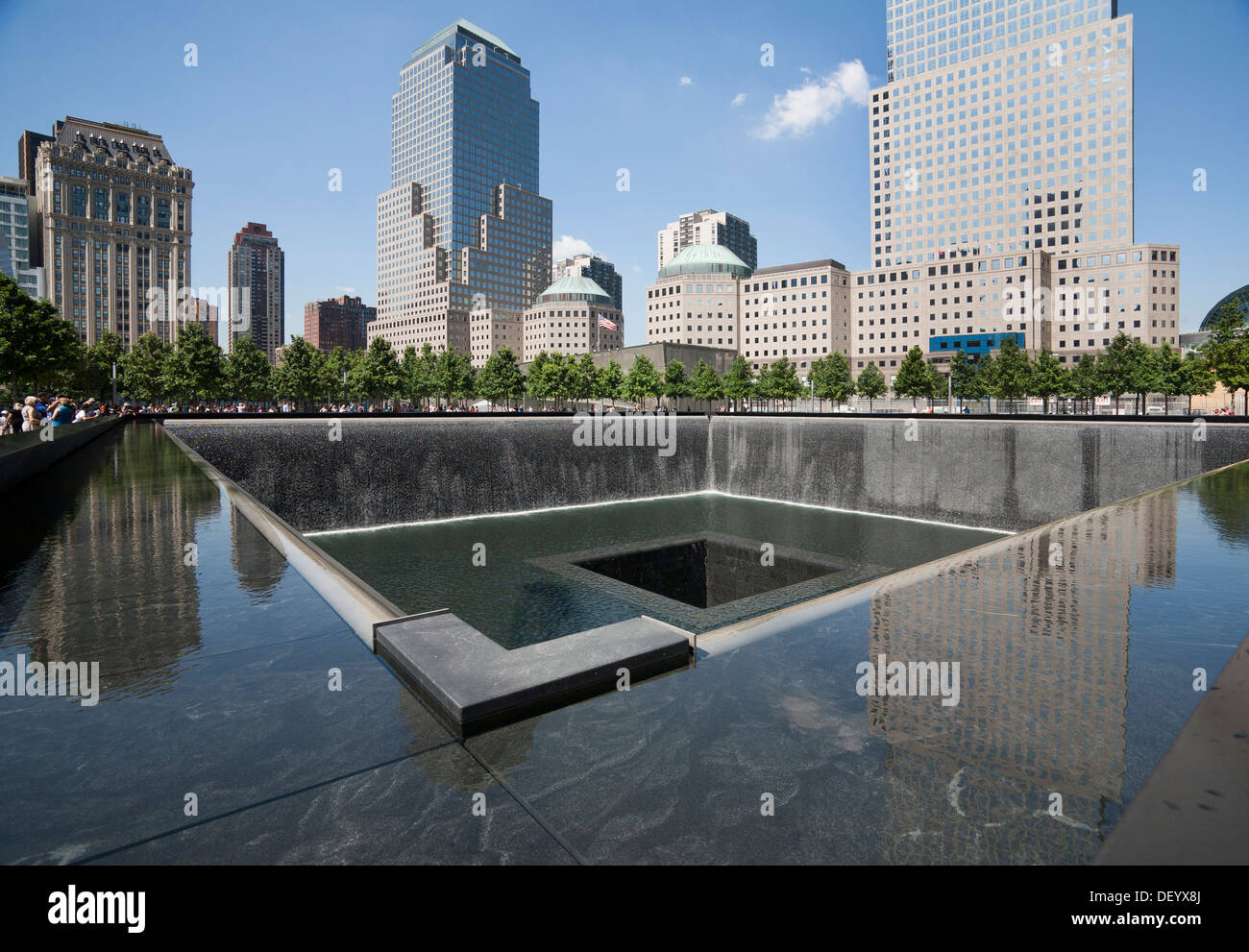 9 11 world trade center north tower hi-res stock photography and images ...