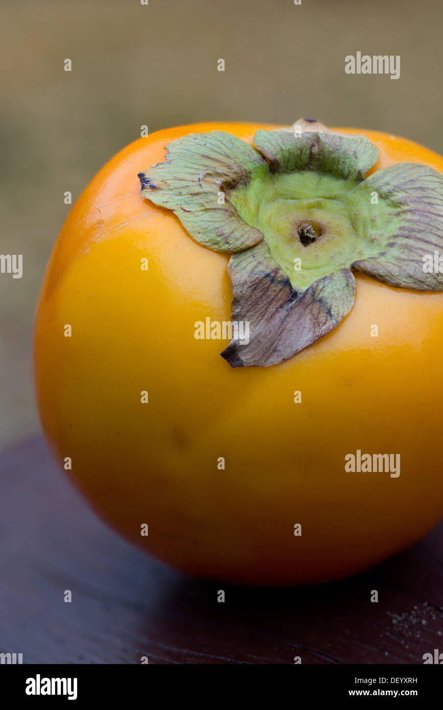 Sharon fruit fruits food hi-res stock photography and images - Alamy