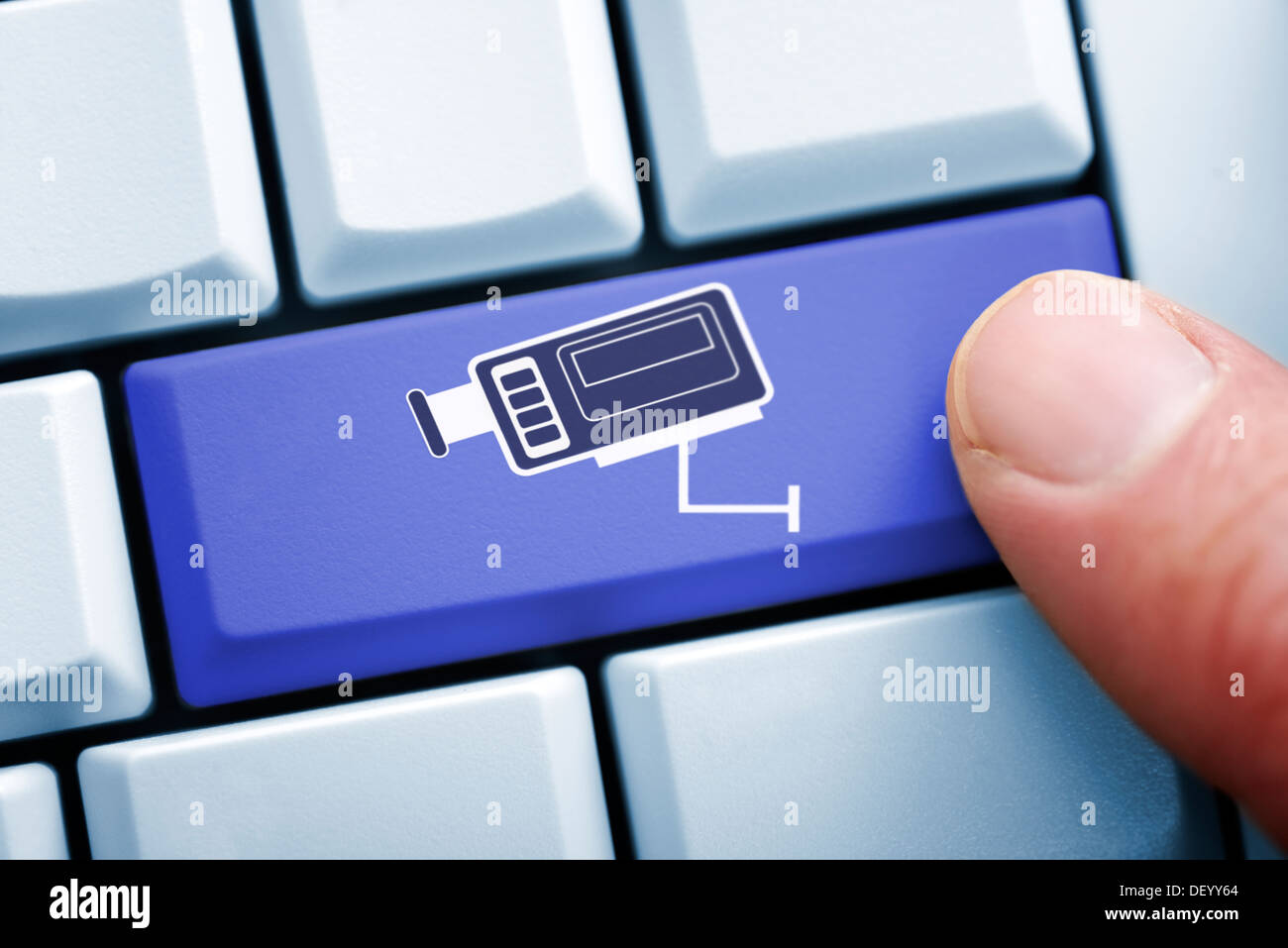 Onlineu hi-res stock photography and images - Alamy