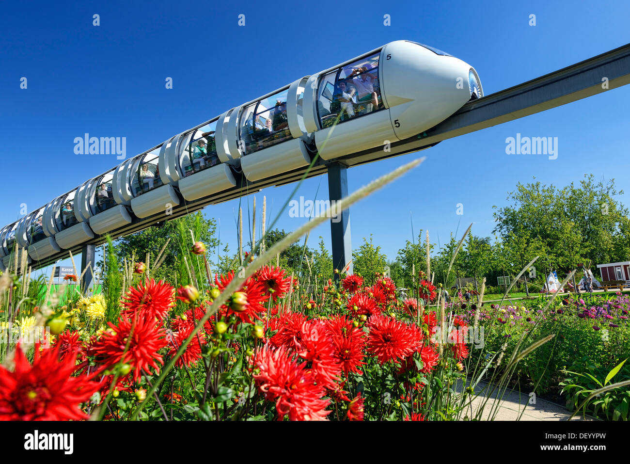 Monorailbahn hi-res stock photography and images - Alamy