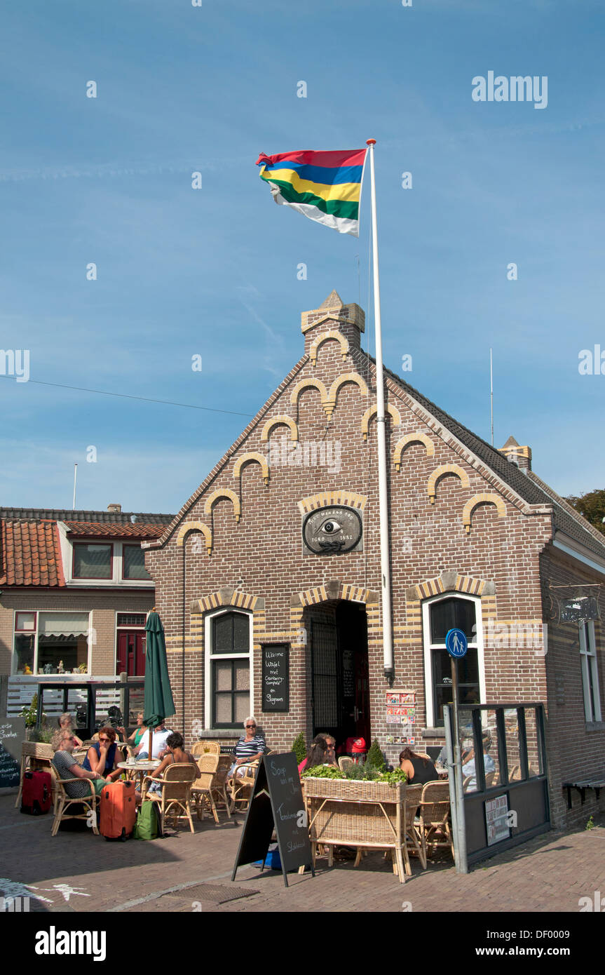 Terschelling Port Bar Cafe Pub Het wakende oog - the watchful eye ...