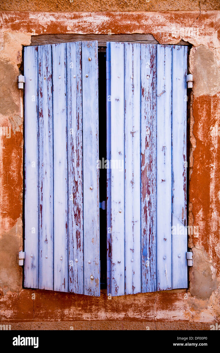 Old shutter window hi-res stock photography and images - Alamy