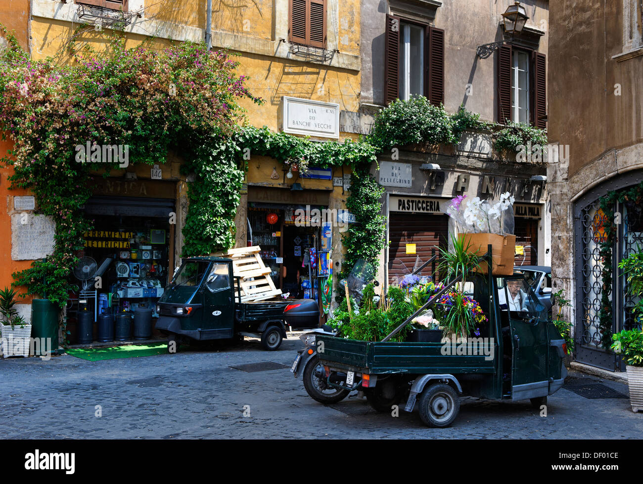 Via Giulia Rome Stock Photos & Via Giulia Rome Stock Images - Alamy