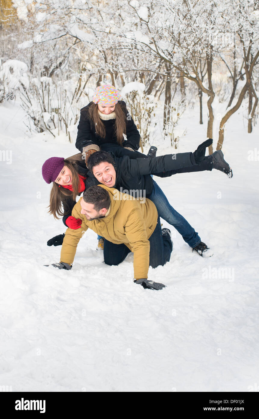 Snow and people hi-res stock photography and images - Alamy
