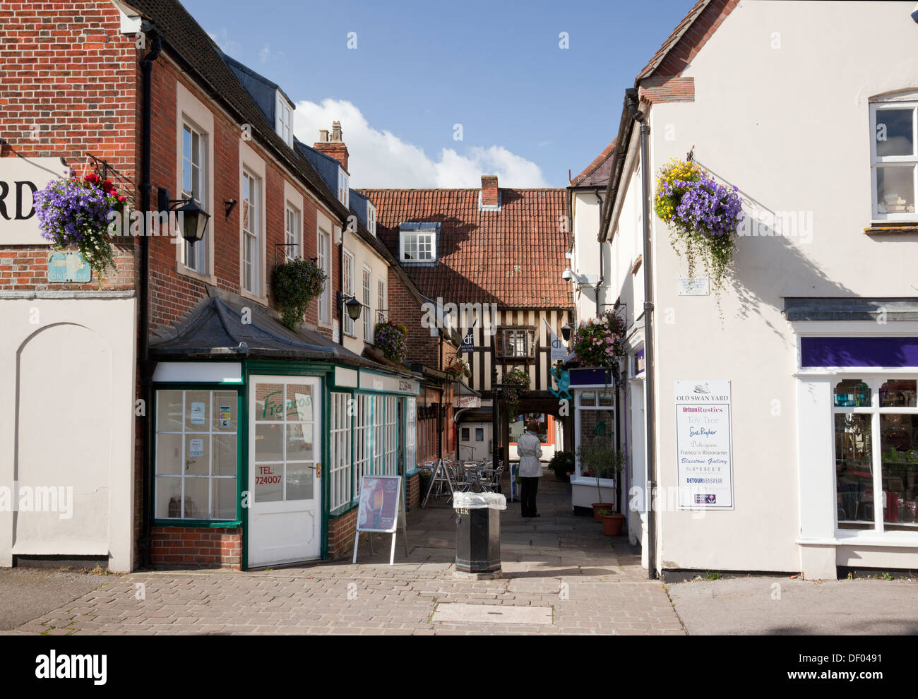 Old Swan Yard, Devizes, Wiltshire, England, UK Stock Photo - Alamy