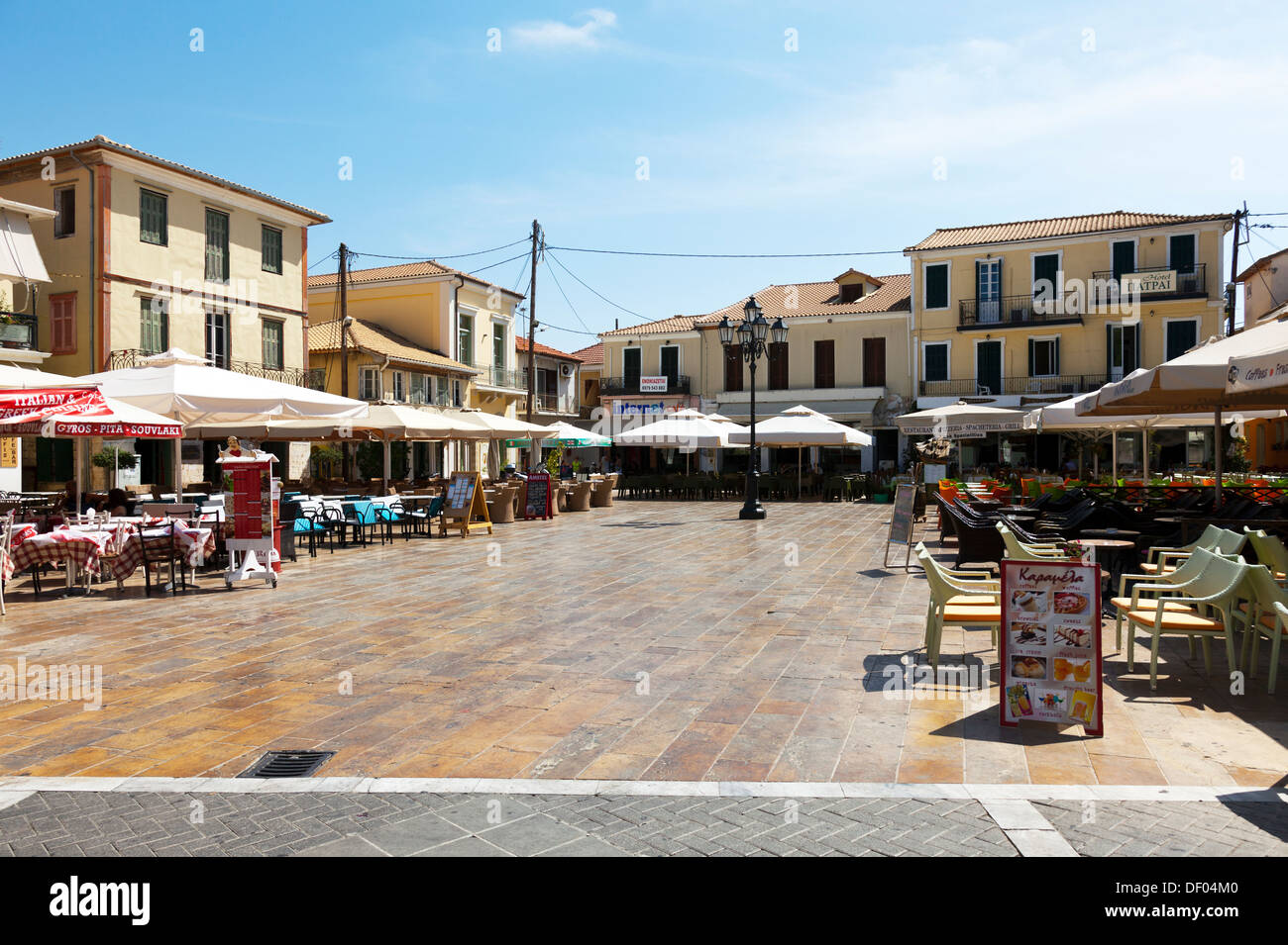 Lefkada town square hi-res stock photography and images - Alamy