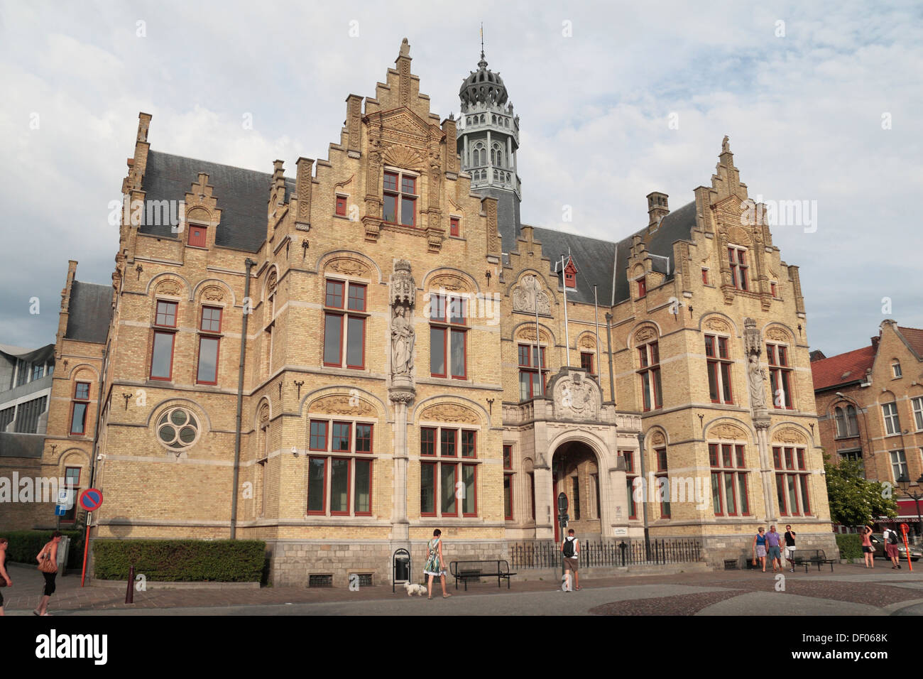 Courthouse in the Grote Market, in the centre of Ieper (Ypres), Belgium ...