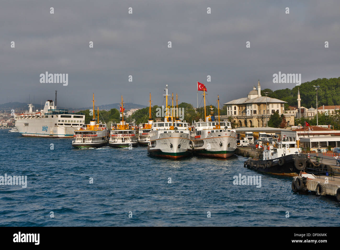 View of Ferries on Bosphorus Sea Istanbul, Turkey Stock Photo - Alamy