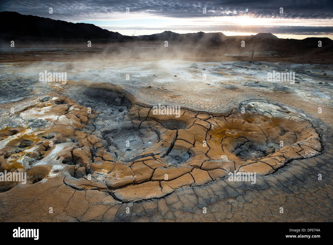 Sulfur crystal formation hi-res stock photography and images - Alamy