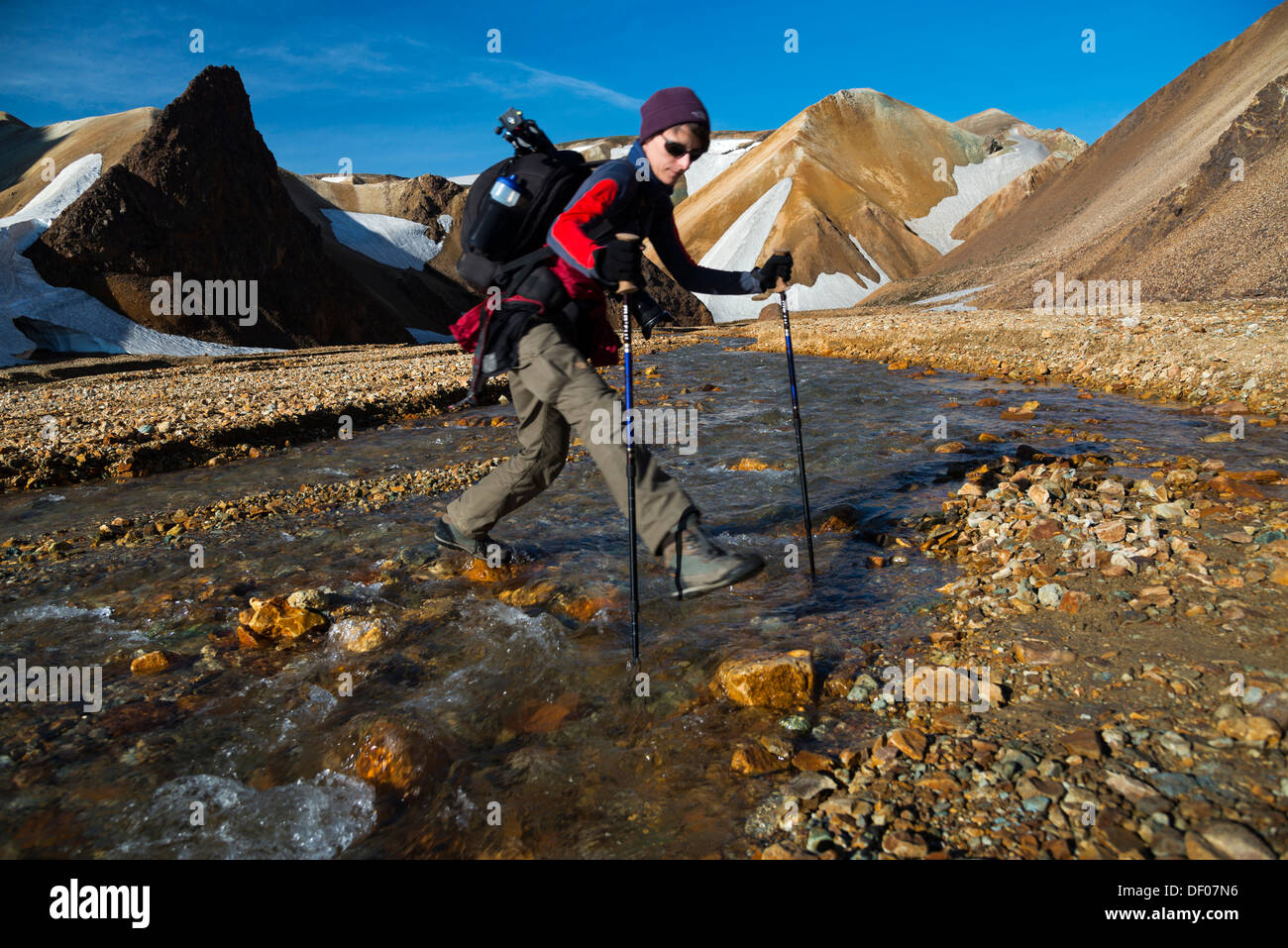 Jumping poles hi-res stock photography and images - Alamy