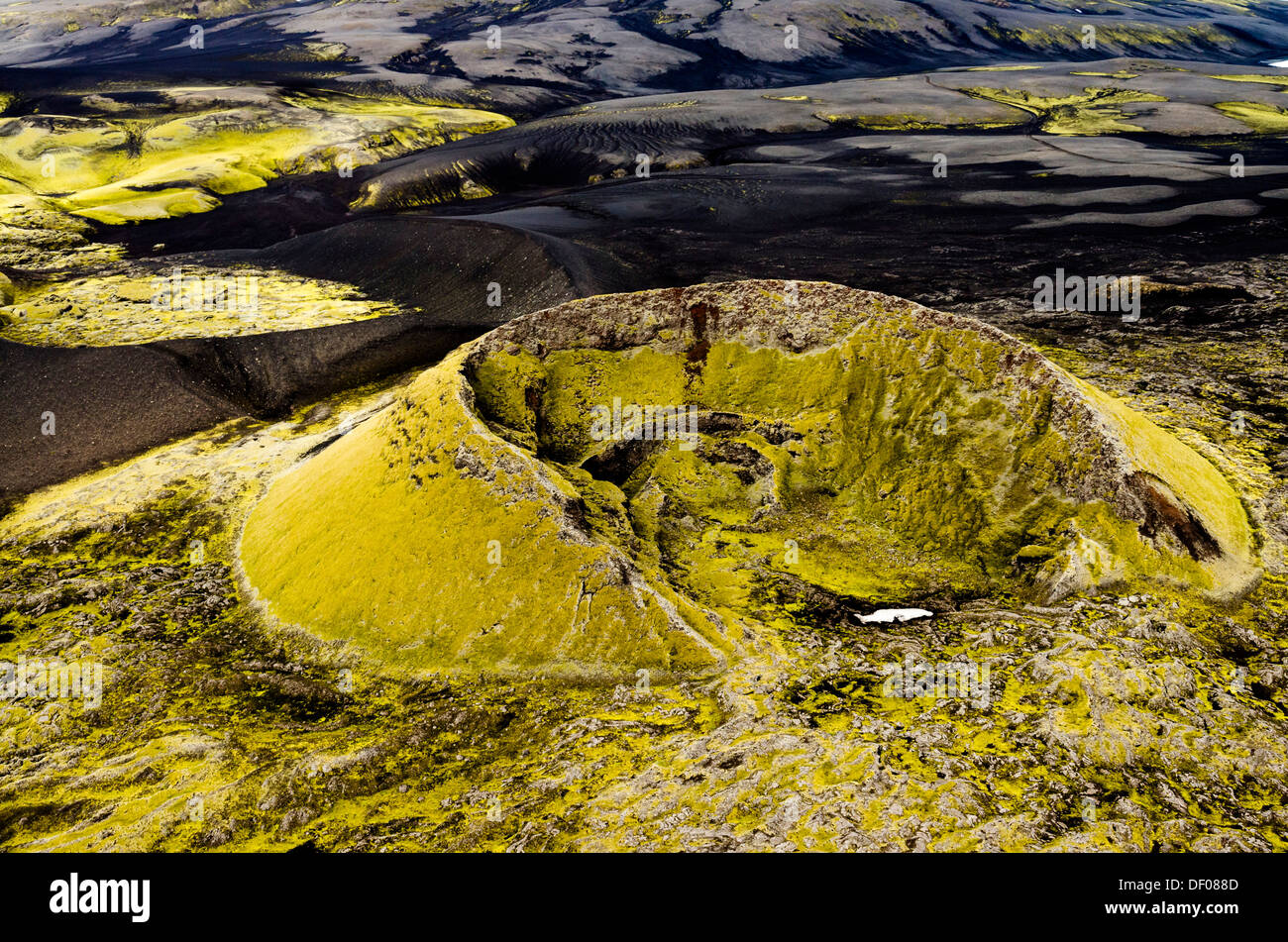 Icelandic craters hi-res stock photography and images - Alamy