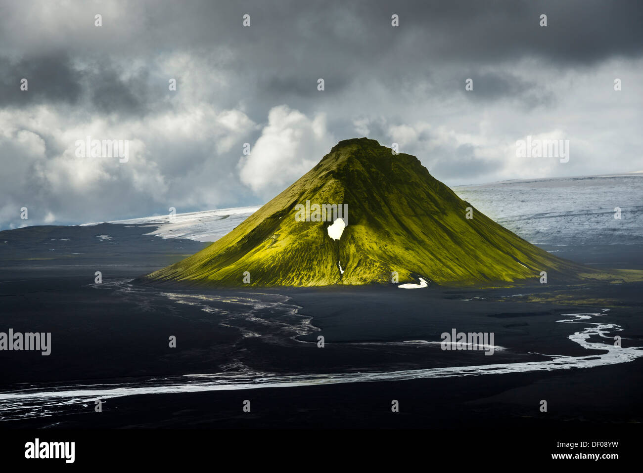 Maelifell mountain hi-res stock photography and images - Alamy