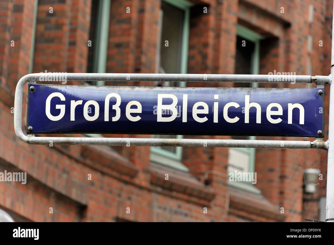 Grosse Bleichen, street sign, Hamburg Stock Photo - Alamy