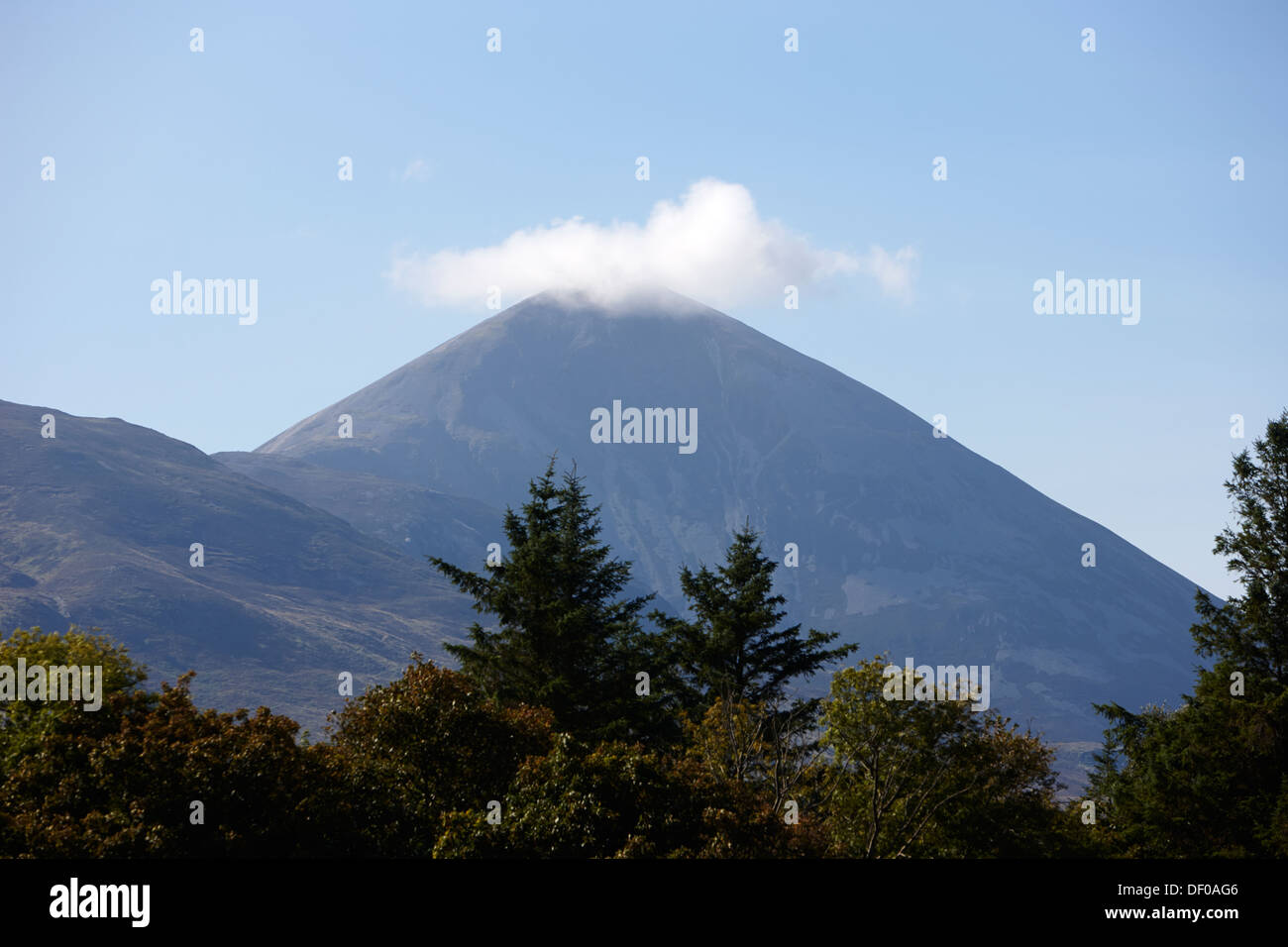 Croagh patrick hi-res stock photography and images - Alamy