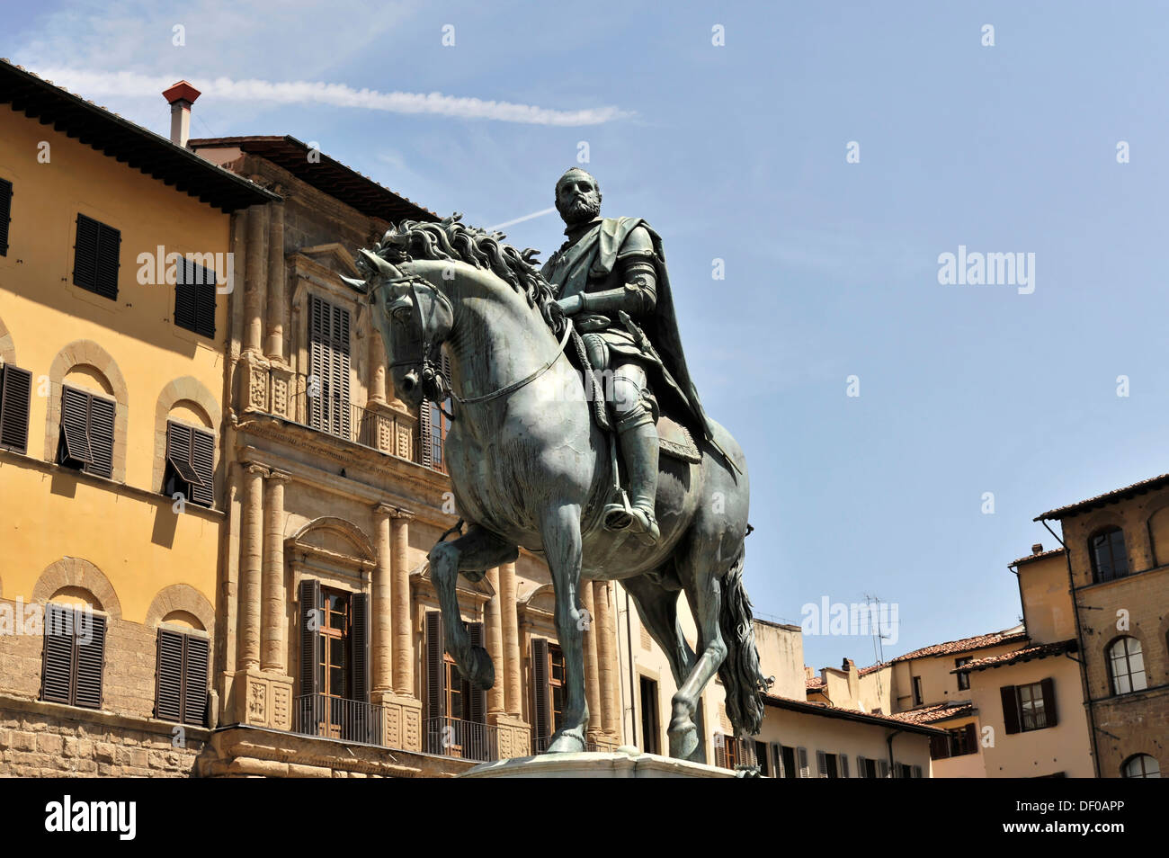 Statue of cosimo i de medici hi-res stock photography and images - Alamy