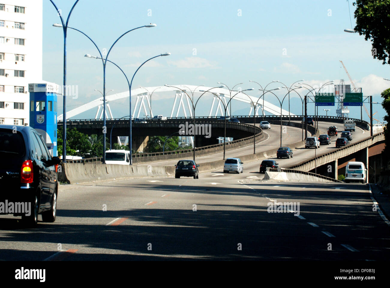 Rio traffic brazil hi-res stock photography and images - Alamy