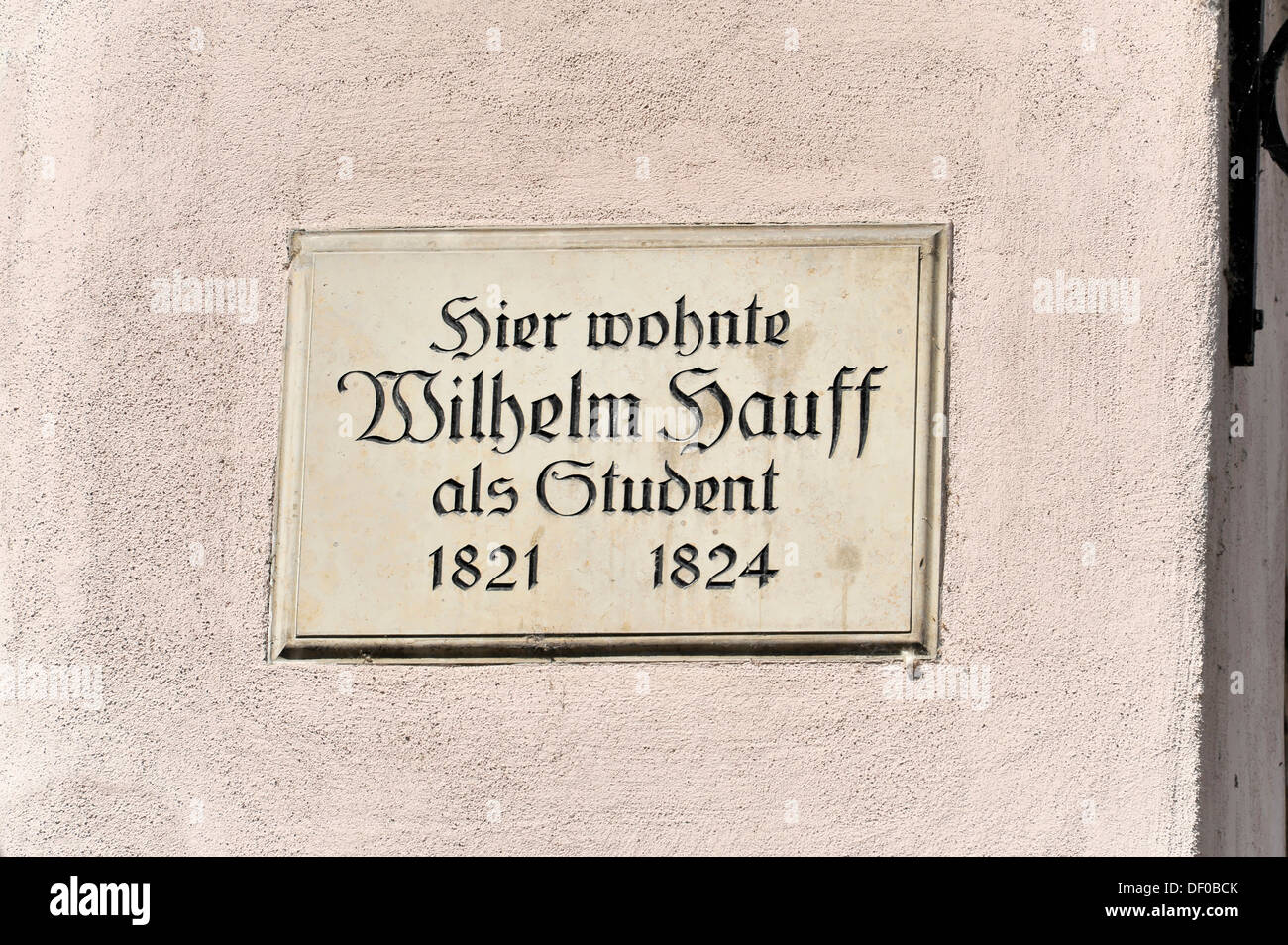 "Hier wohnte Wilhelm Hauff", German for "Wilhelm Hauff lived here ...