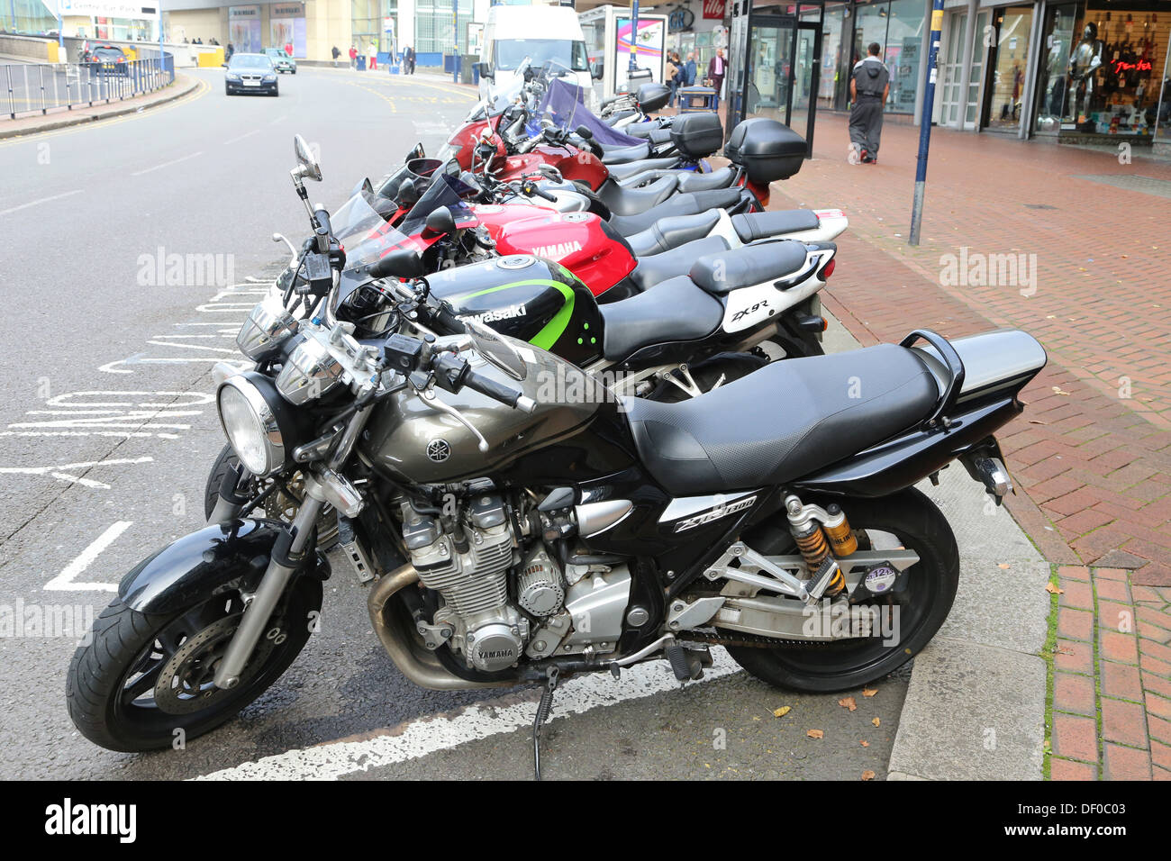 Motorcycle motorbike bike parking hi-res stock photography and images ...