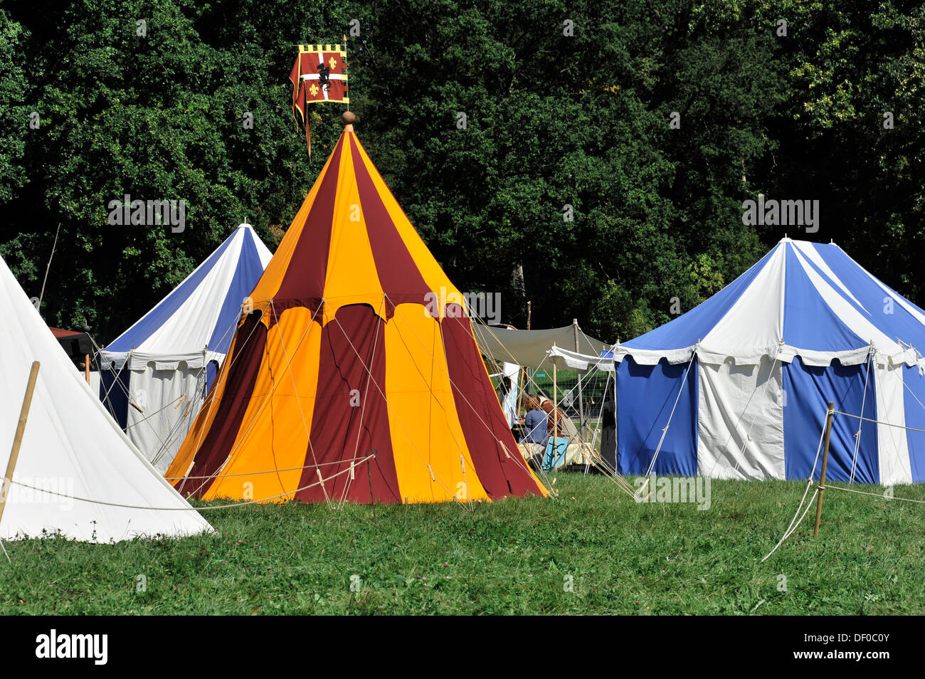 Knights' tents, historical Staufer or Hohenstaufen market, Lorch, Baden ...