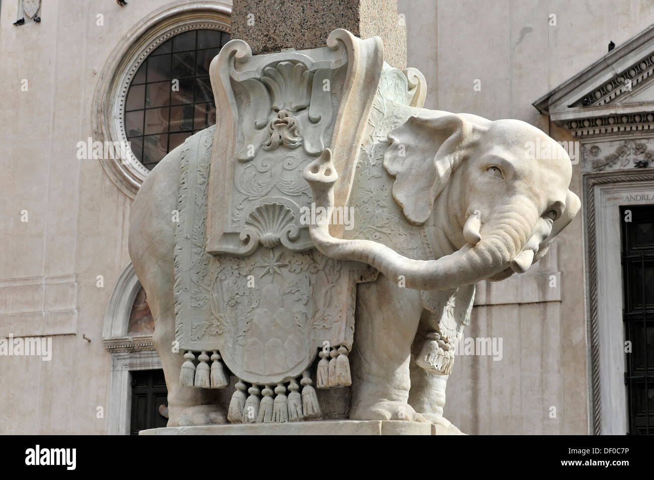 Obelisk with elephant statue by gian lorenzo bernini hi-res stock ...