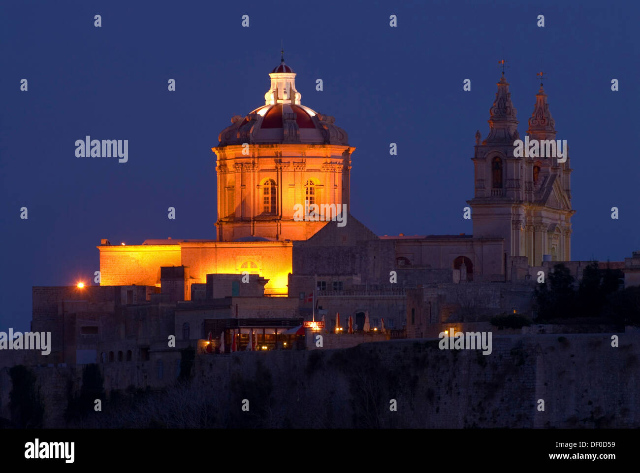 Mdina night malta hi-res stock photography and images - Alamy
