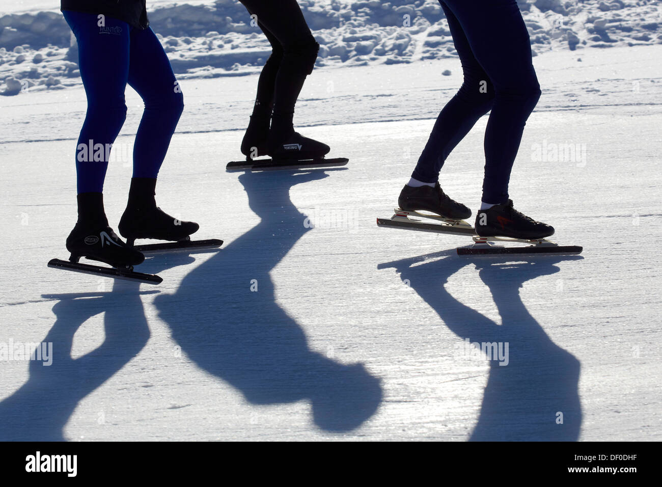 Ice skaters hi-res stock photography and images - Alamy