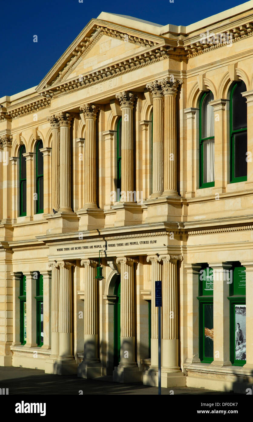 Oamaru limestone hi-res stock photography and images - Alamy