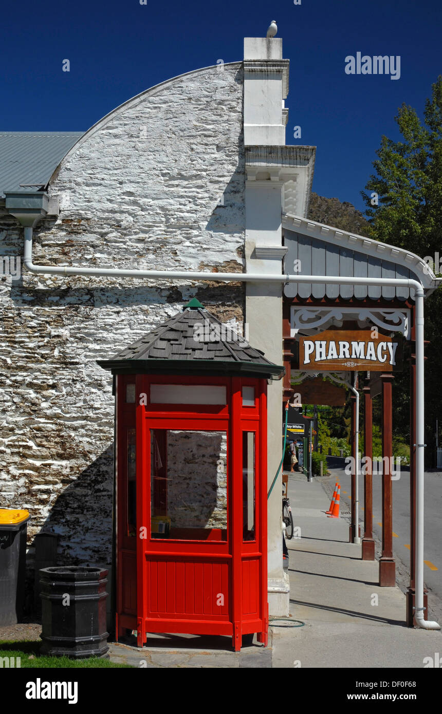 A red phone booth in Arrowtown, Otago, South Island of New Zealand ...