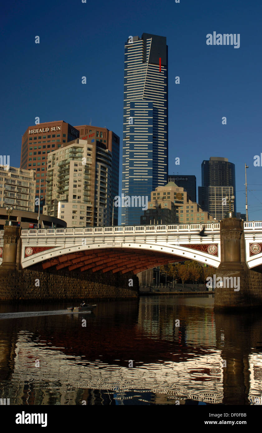 Melbourne skyline during day hi-res stock photography and images - Alamy