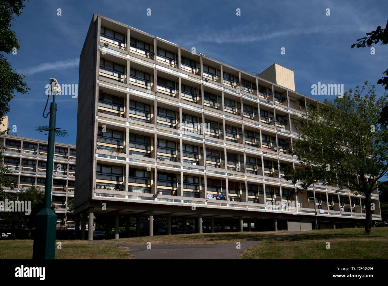 Roehampton estate hi-res stock photography and images - Alamy