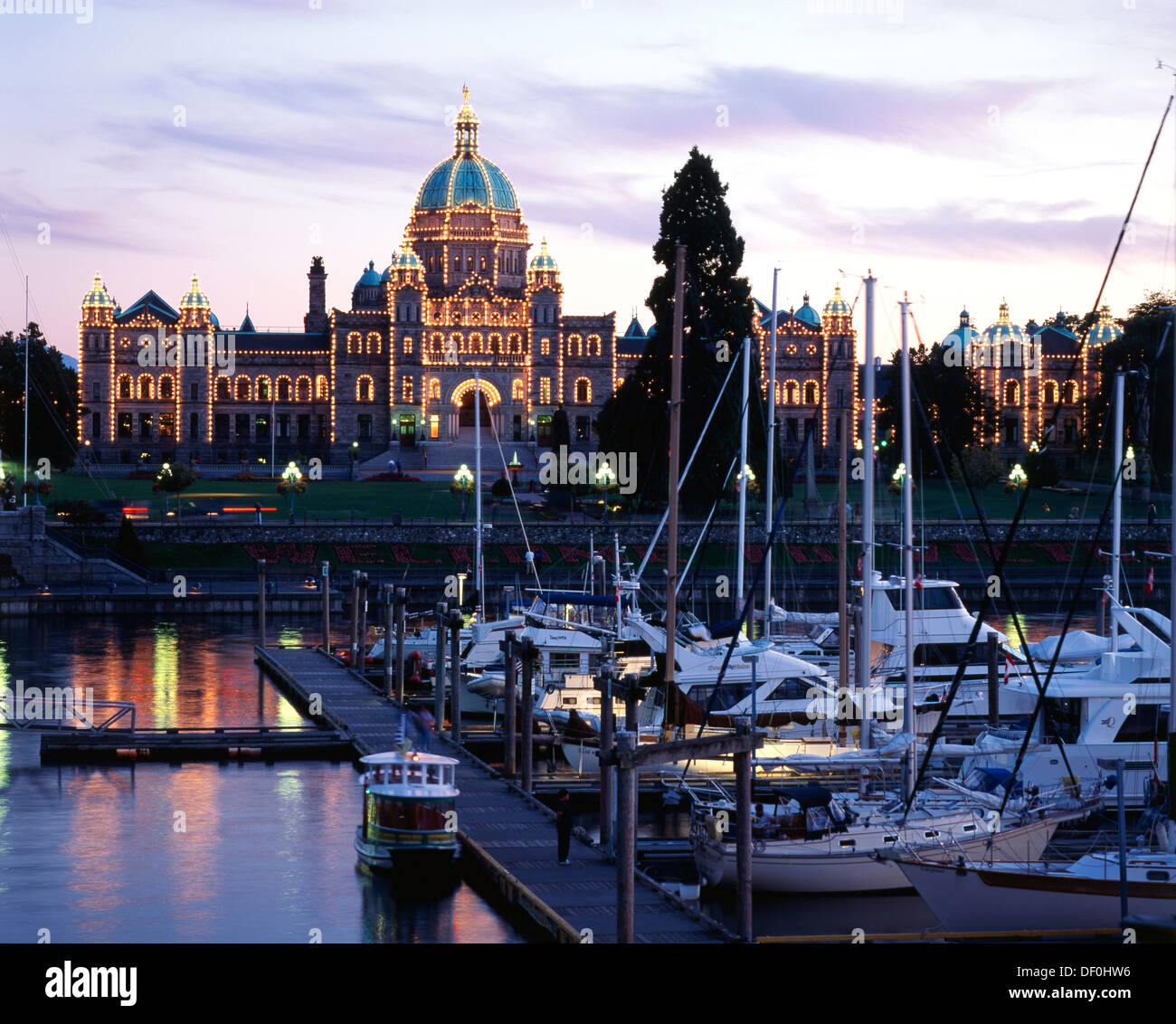 British columbia inner harbor at sunset hi-res stock photography and ...