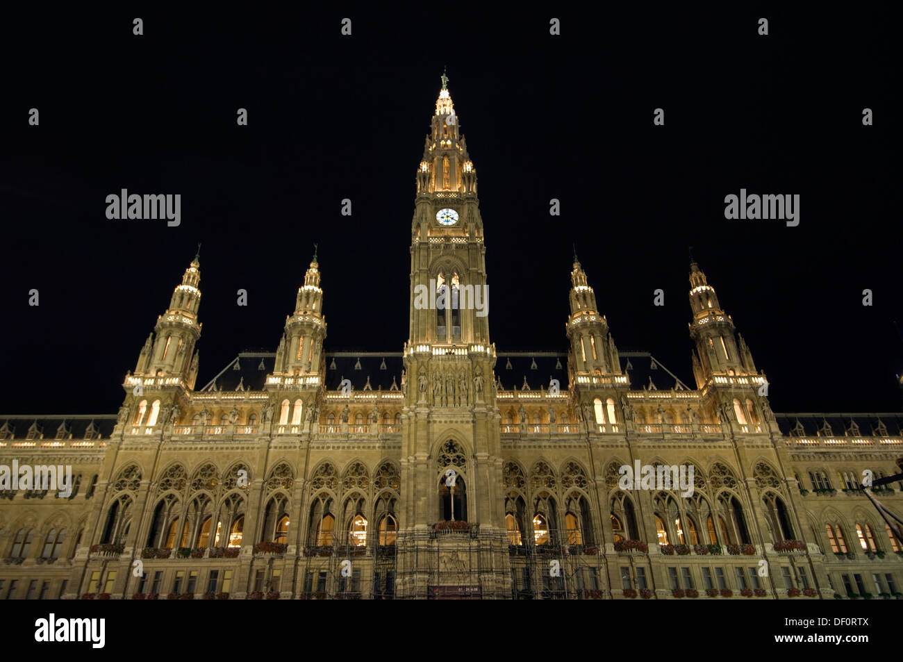 Rathaus wien wien hi-res stock photography and images - Alamy