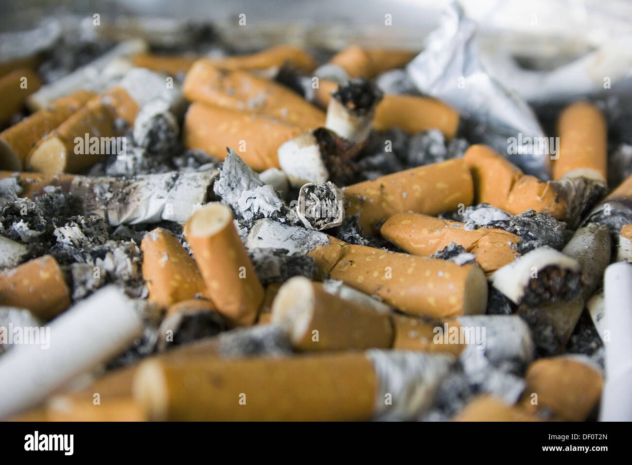 Tobacco tray hi-res stock photography and images - Alamy