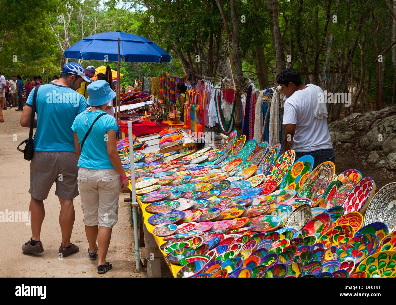 Maya handicrafts hi-res stock photography and images - Alamy