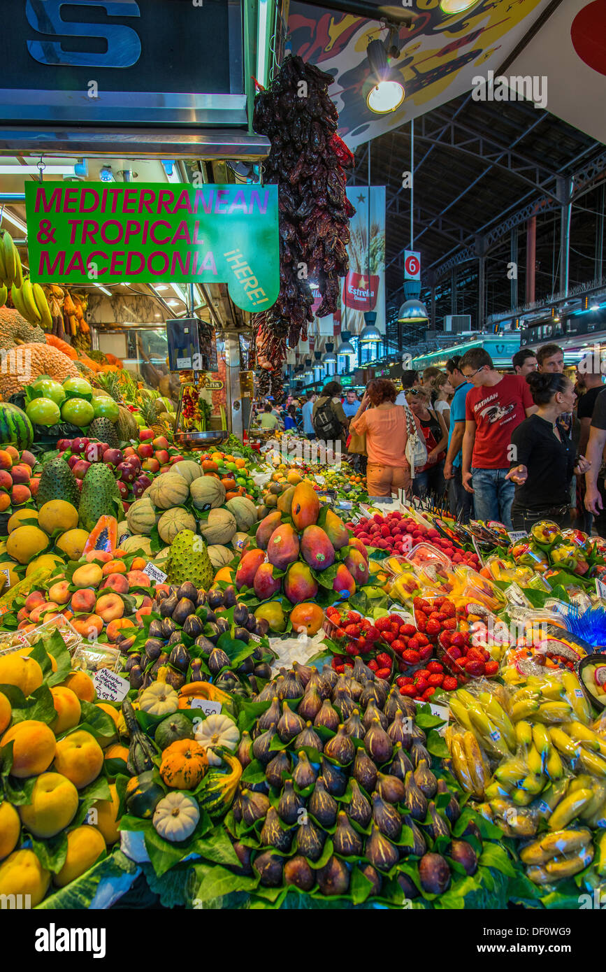Colorful fruit stall, La Boqueria Market, Barcelona, Catalonia, Spain ...