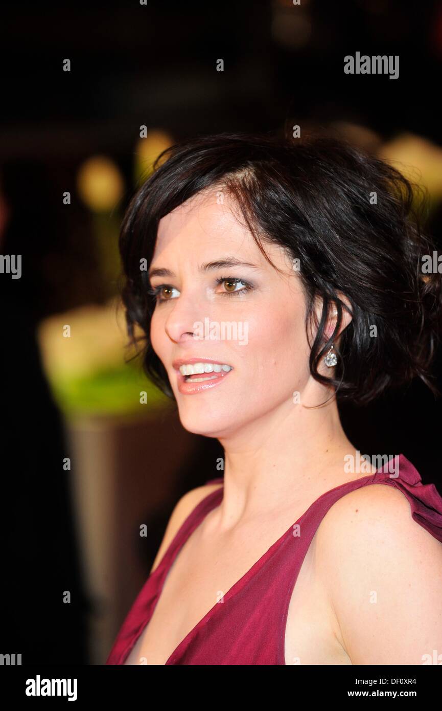 Parker Posey at the Berlinale premiere of "Happy Tears" during the 59th ...