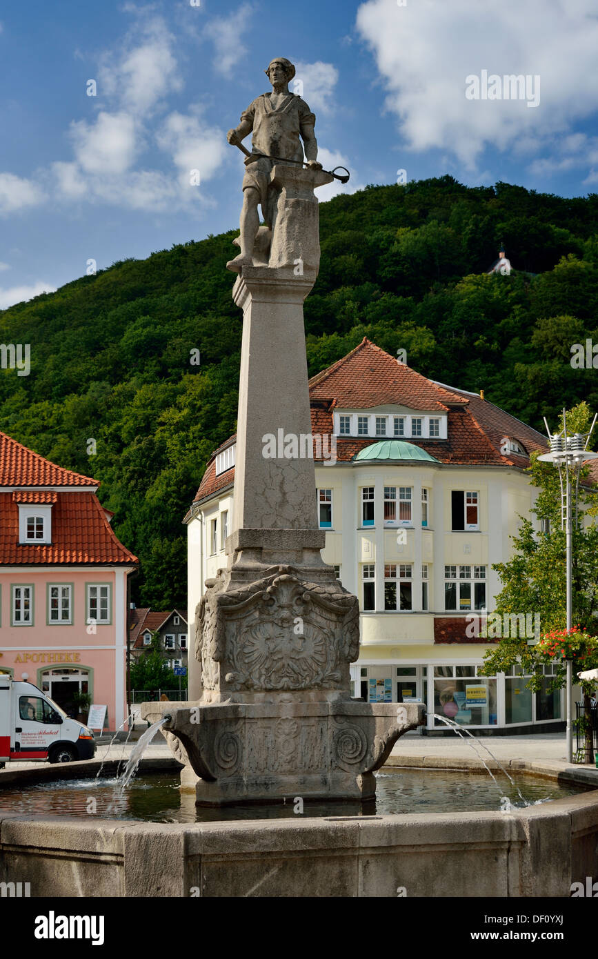 Marketplace with well monument shieldmaker before the city hall ...