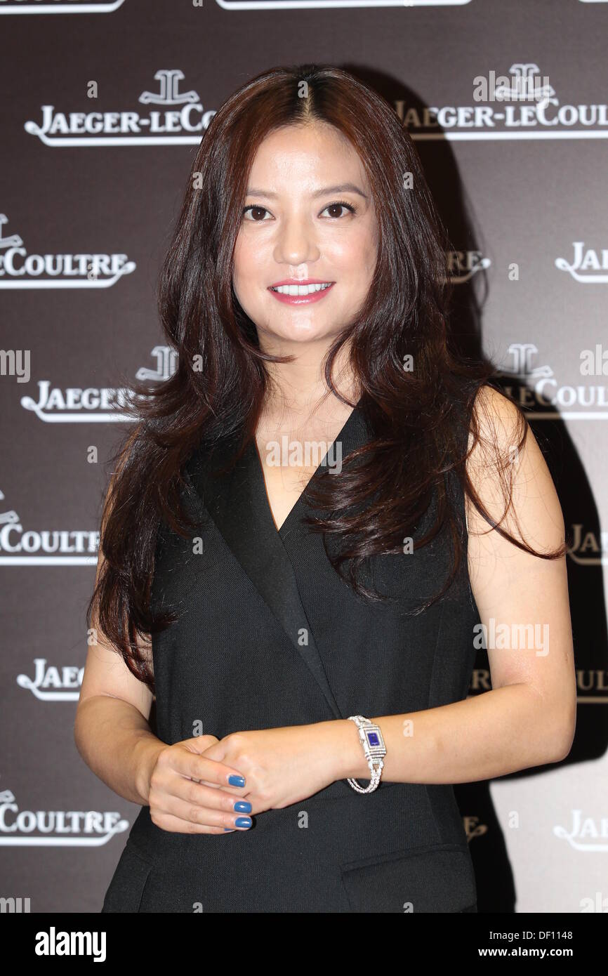 Hong Kong, China. 25th Sep, 2013. Actress Vicky Zhao attends exhibition ...