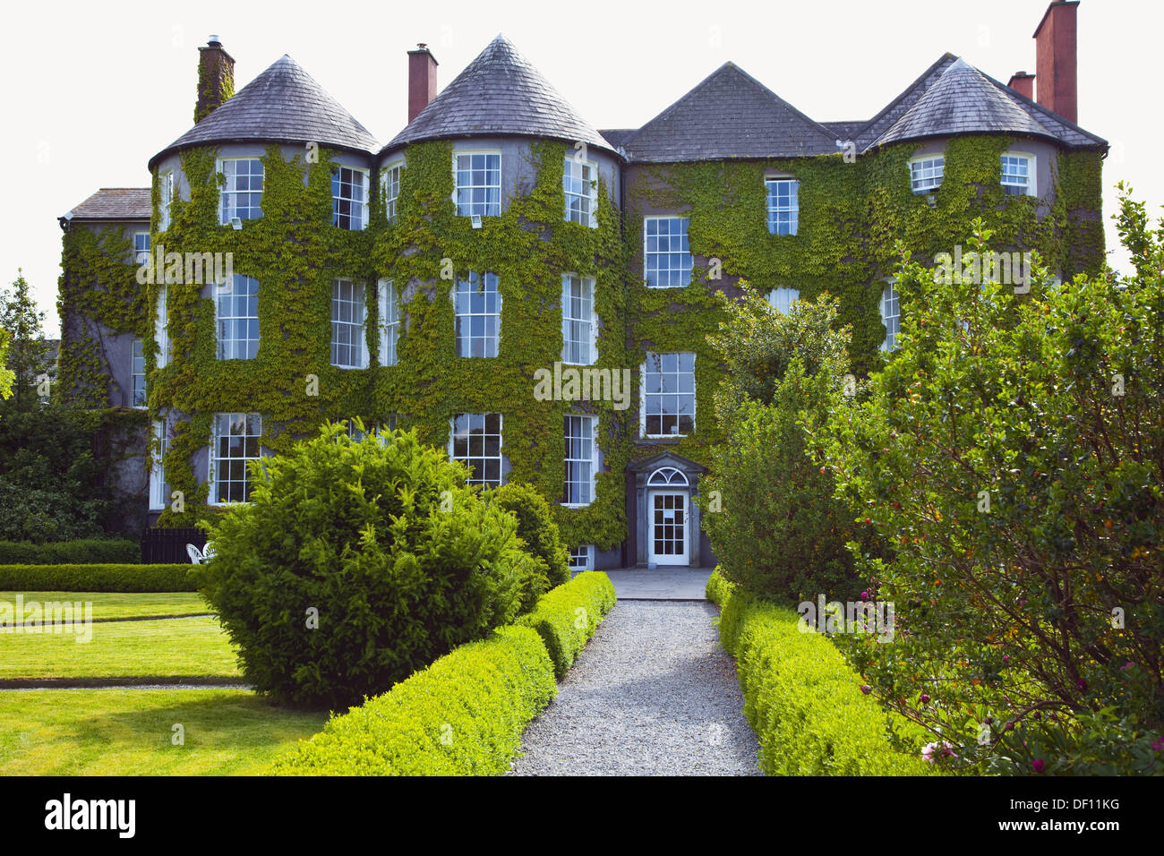 The butler house ireland hi-res stock photography and images - Alamy