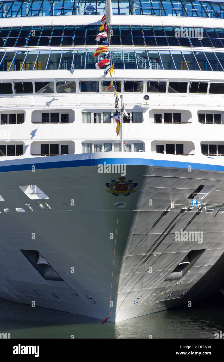 Multi Deck Ship Stock Photos & Multi Deck Ship Stock Images - Alamy