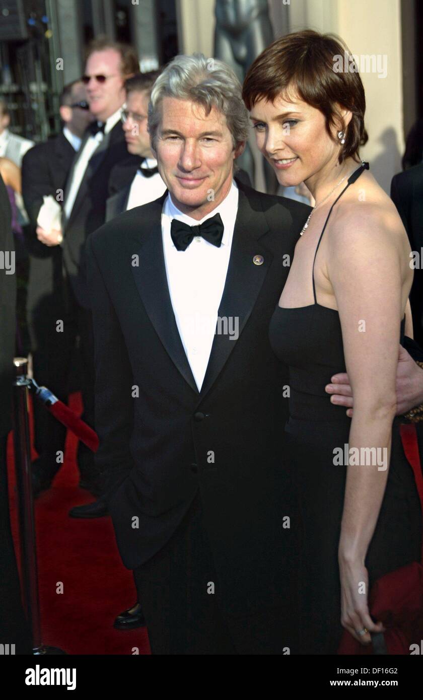 (dpa) - US actor Richard Gere and his wife Carey Lowell arrive to the ...