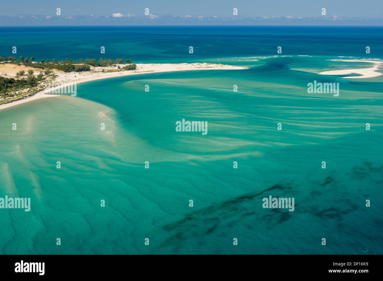 Bazaruto aerial hi-res stock photography and images - Alamy