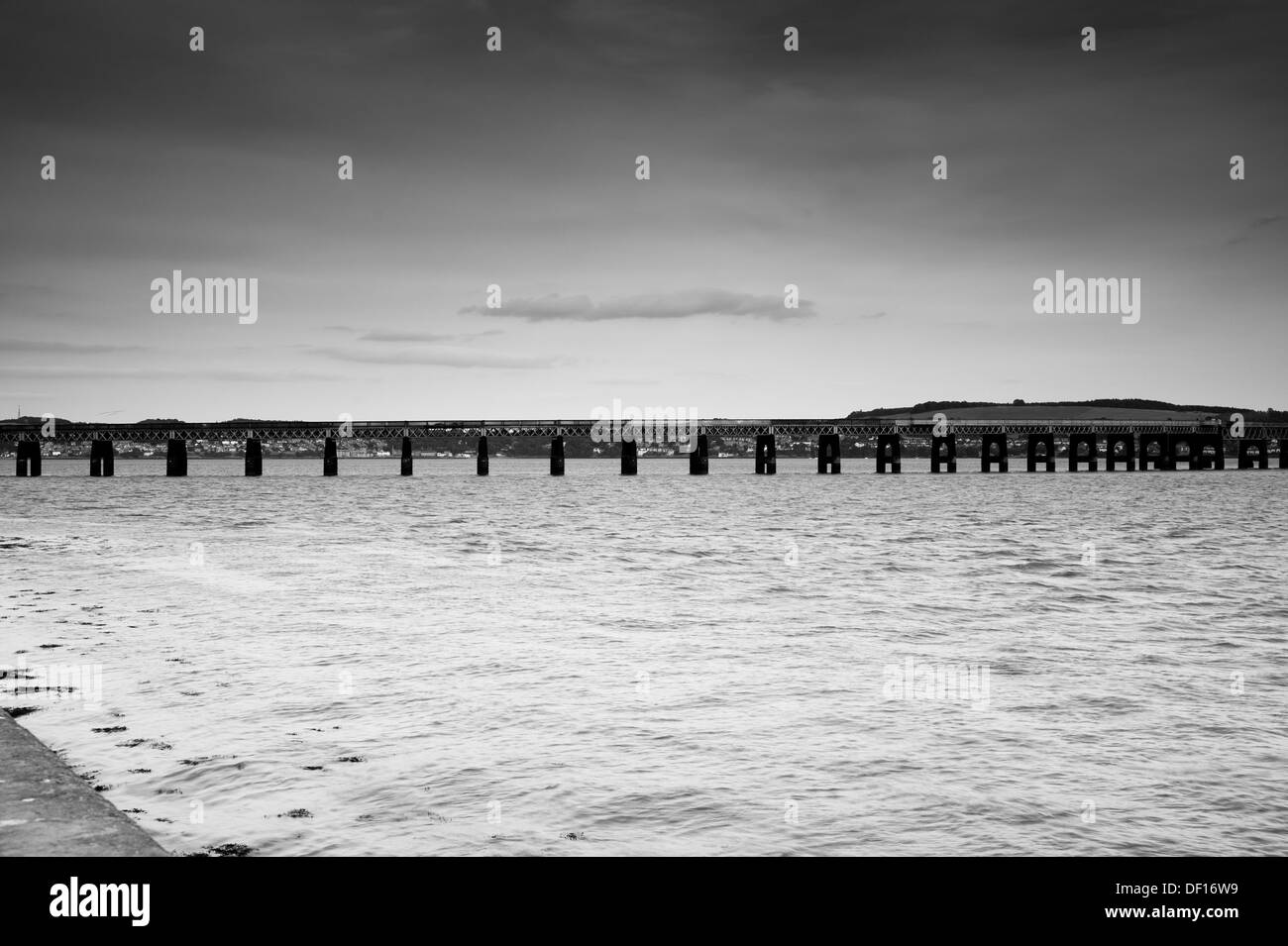 Dark black and white long bridge hi-res stock photography and images ...