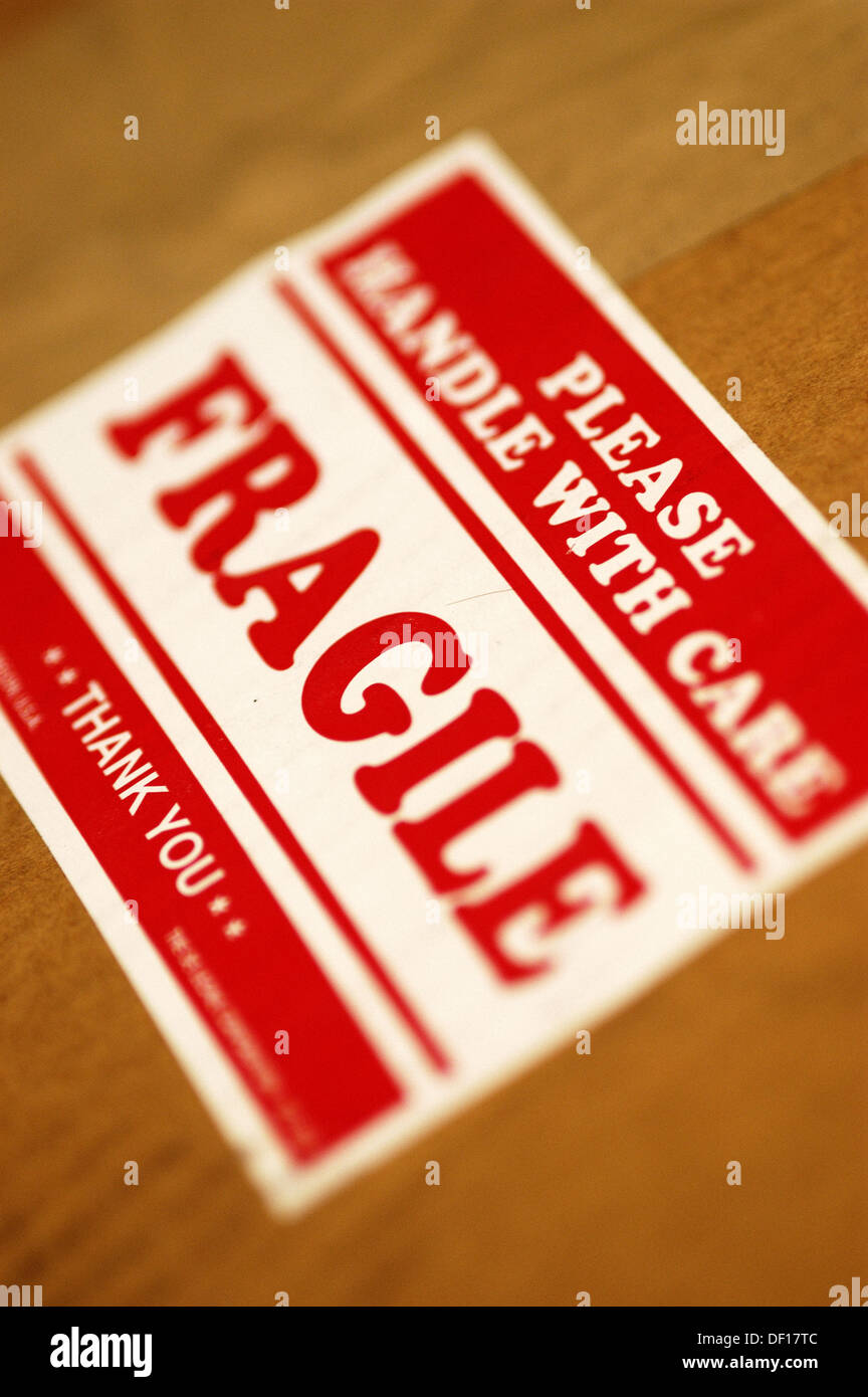 Fragile please do not touch hi-res stock photography and images - Alamy