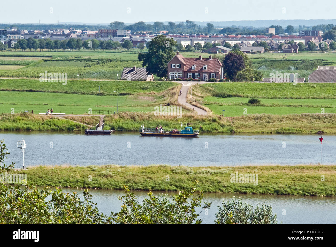 Heavesdorp foot and cycle ferry over River Neder Rijn at Oosterbeek ...