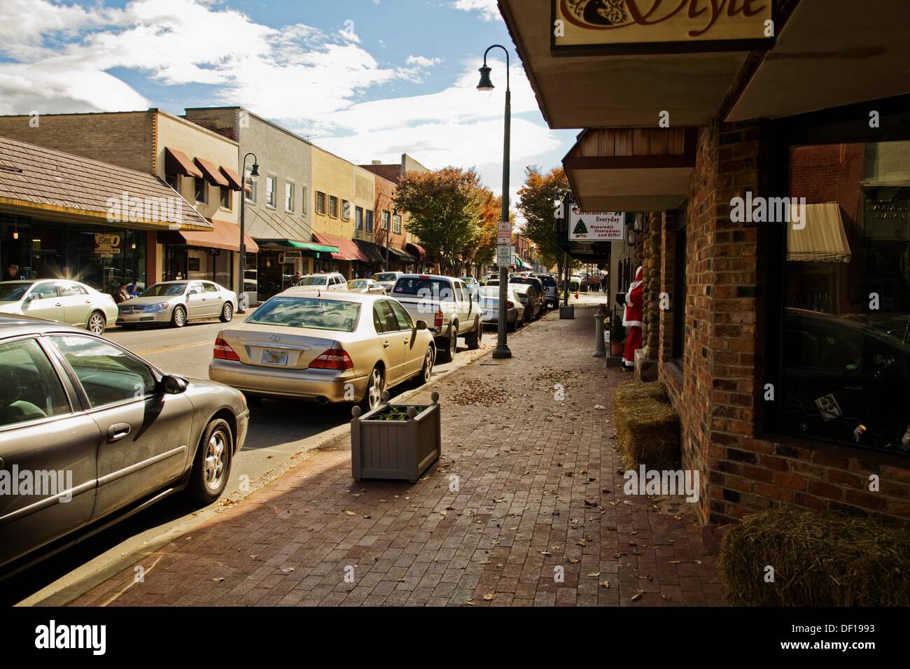 Waynesville hi-res stock photography and images - Alamy